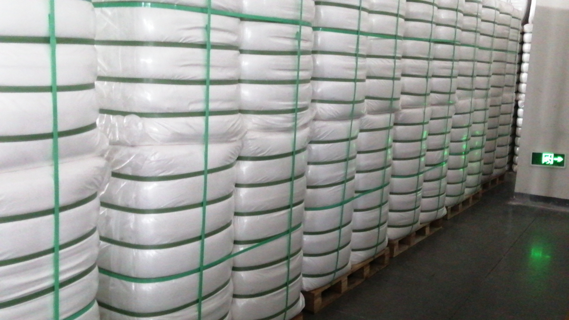 ビニロン繊維（PVA繊維） | 日本海化株式会社｜化学・エネルギー・リサイクルでつなぐ未来